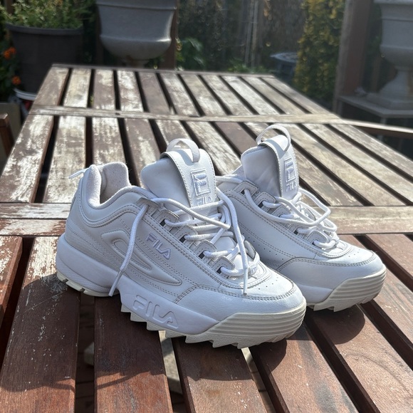Fila | Shoes | Fila Womens Disruptor Ii Premium White Sneakers Size 75 ...